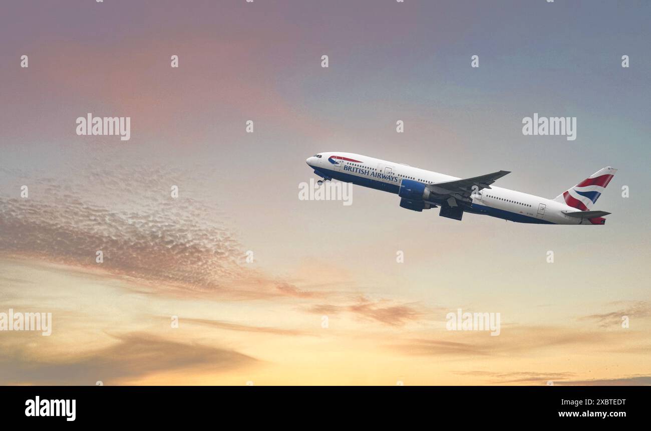 British Airways Boeing 777-236,flying at sunset Stock Photo - Alamy