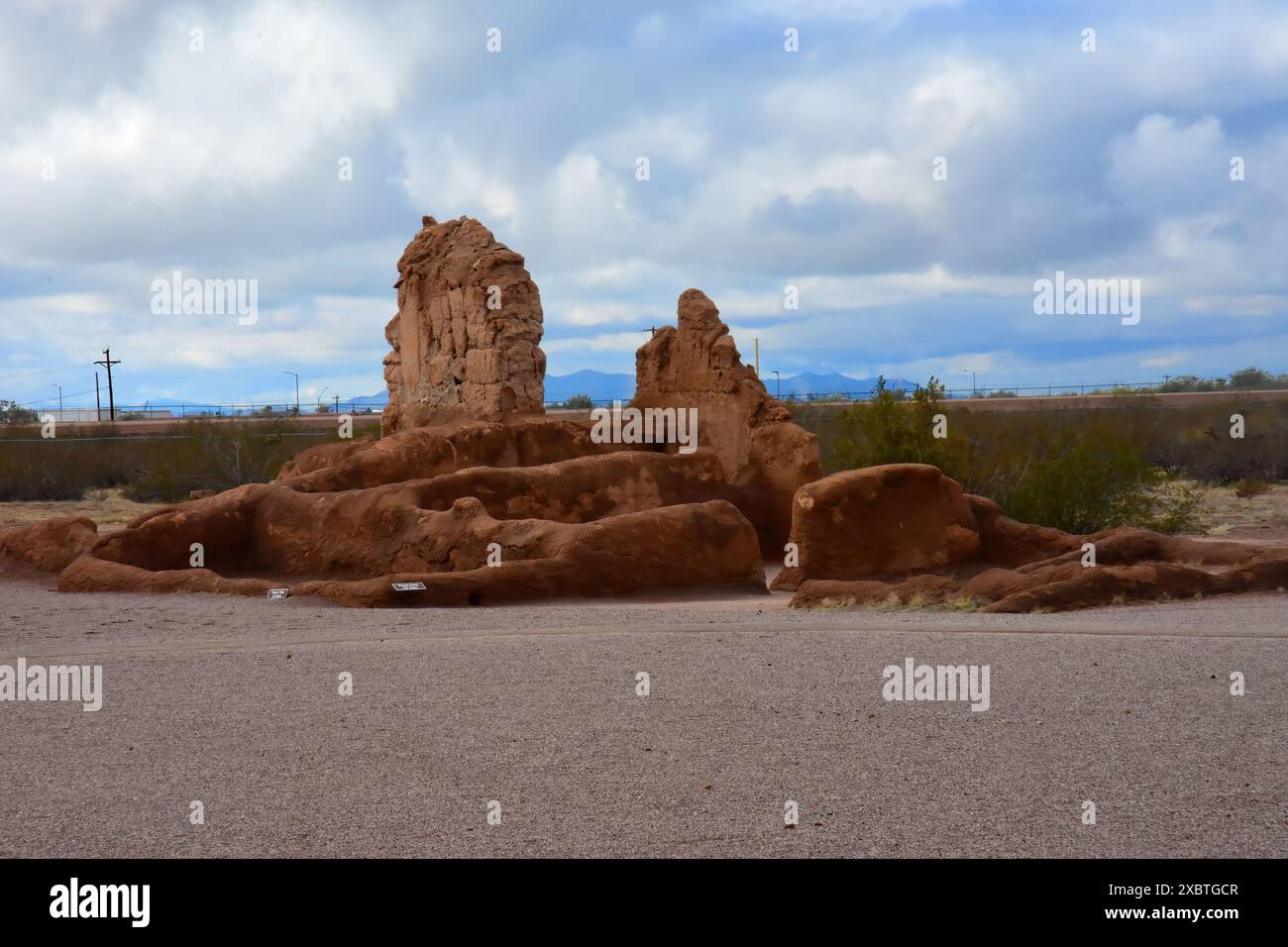 Ancient Casa Grande Ruins National Monument of the Pre-columbian ...
