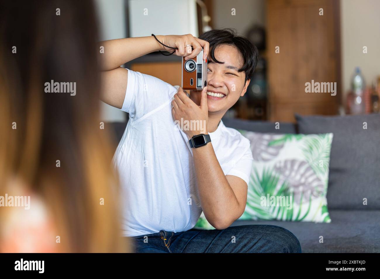 Photographing girlfriend hi-res stock photography and images - Alamy