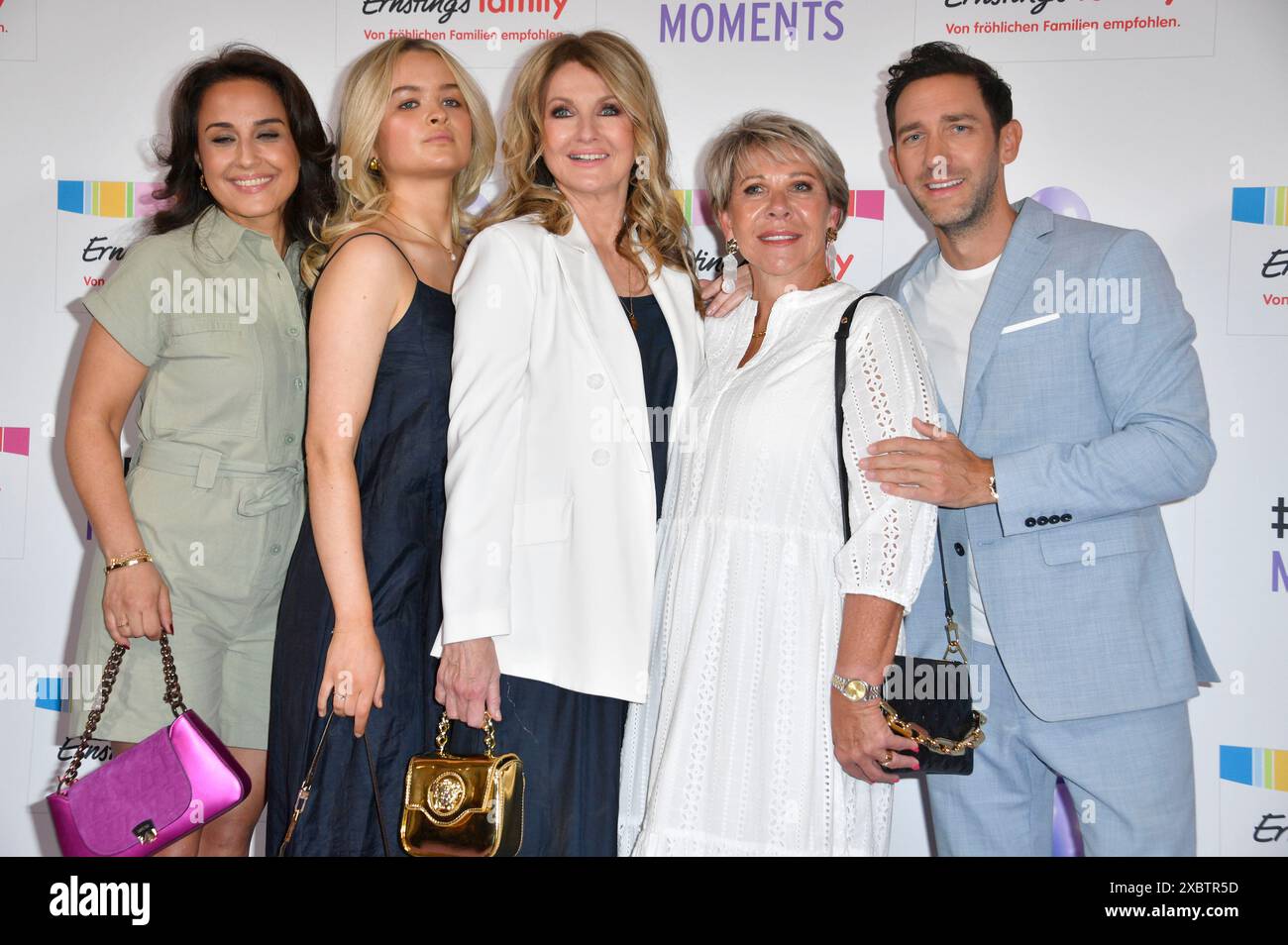 Nina Moghaddam, Nele Ludowig Roeffen, Frauke Ludowig, Silke Remus und ...