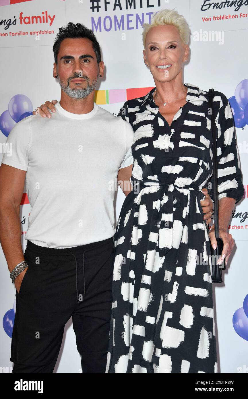 Brigitte Nielsen mit Ehemann Mattia Dessi bei der Ernsting's Family ...