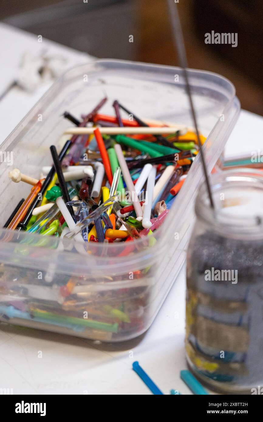 Glass crafting mastery hi-res stock photography and images - Alamy