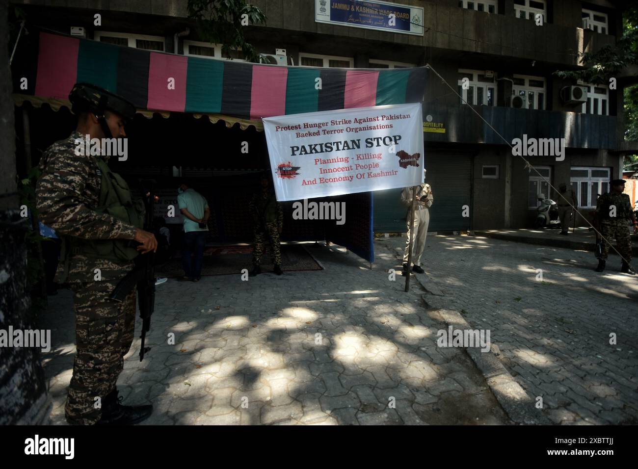 Manhunt 2024 hi-res stock photography and images - Alamy