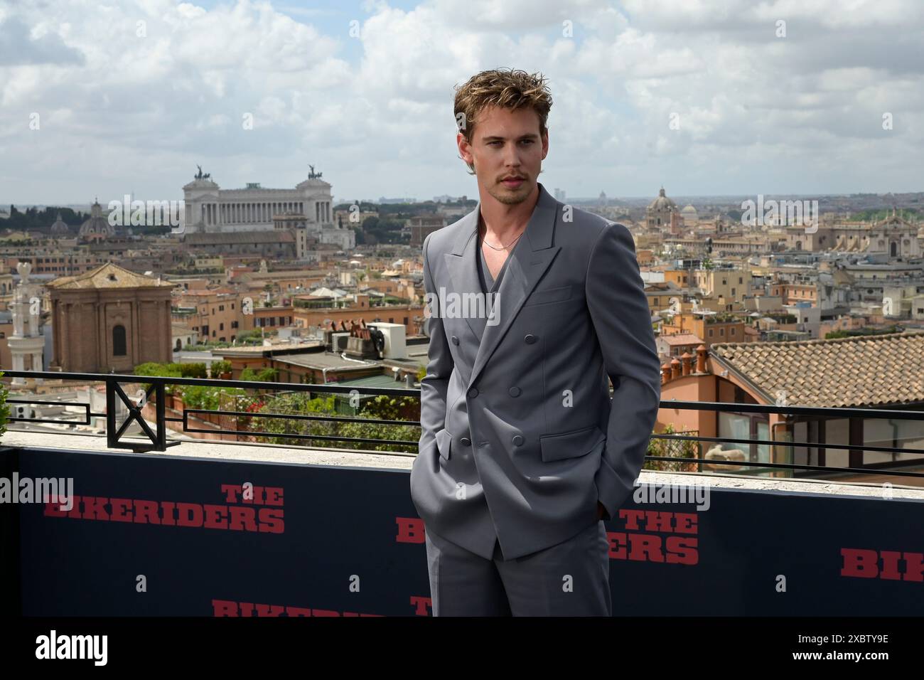 Mario butler hi-res stock photography and images - Alamy