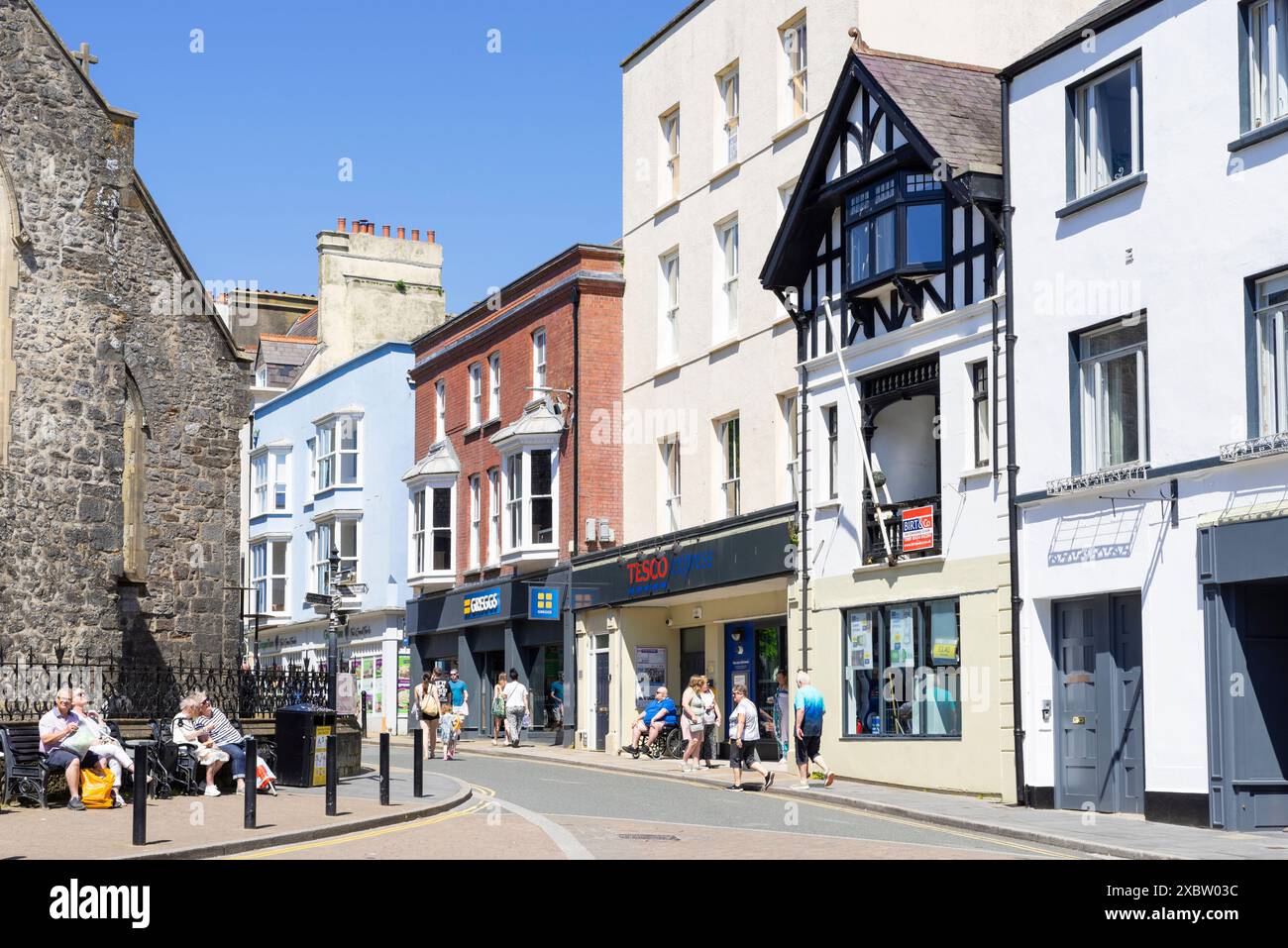 Tenby Town centre the High street and Tudor Square shops in Tenby a ...