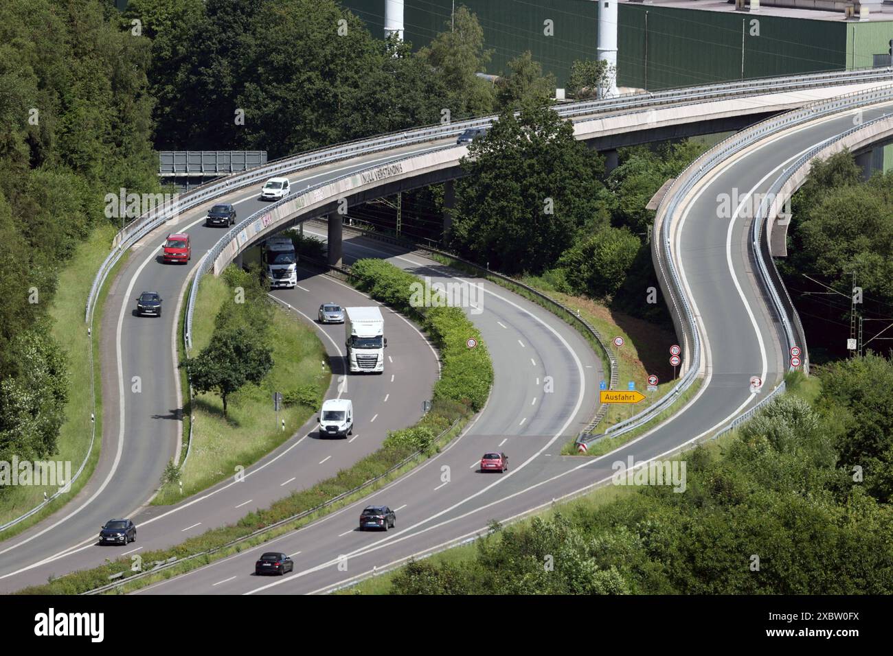 Die HTS Rampe Abfahrt, Auffahrt an der Siegerlandhalle ...