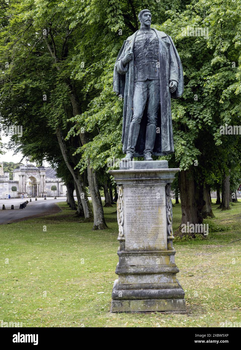 Statue of George Robert Charles 13th Earl of Pembroke and Montgomery ...