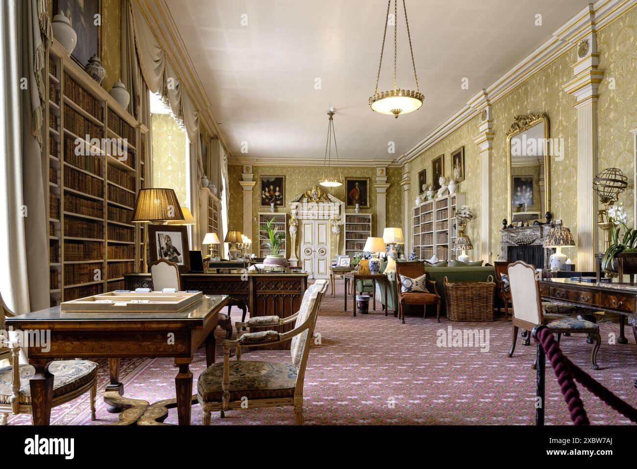 Wilton house interior hi-res stock photography and images - Alamy