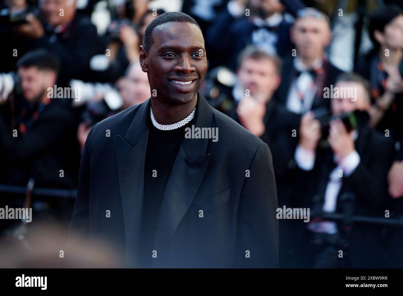 CANNES, FRANCE - MAY, 17: Selena Gomez, Zoe Saldana, Edgar Ramirez ...