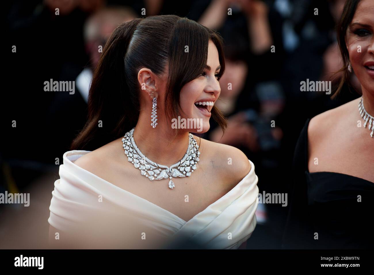 CANNES, FRANCE - MAY, 17: Selena Gomez, Zoe Saldana, Edgar Ramirez ...
