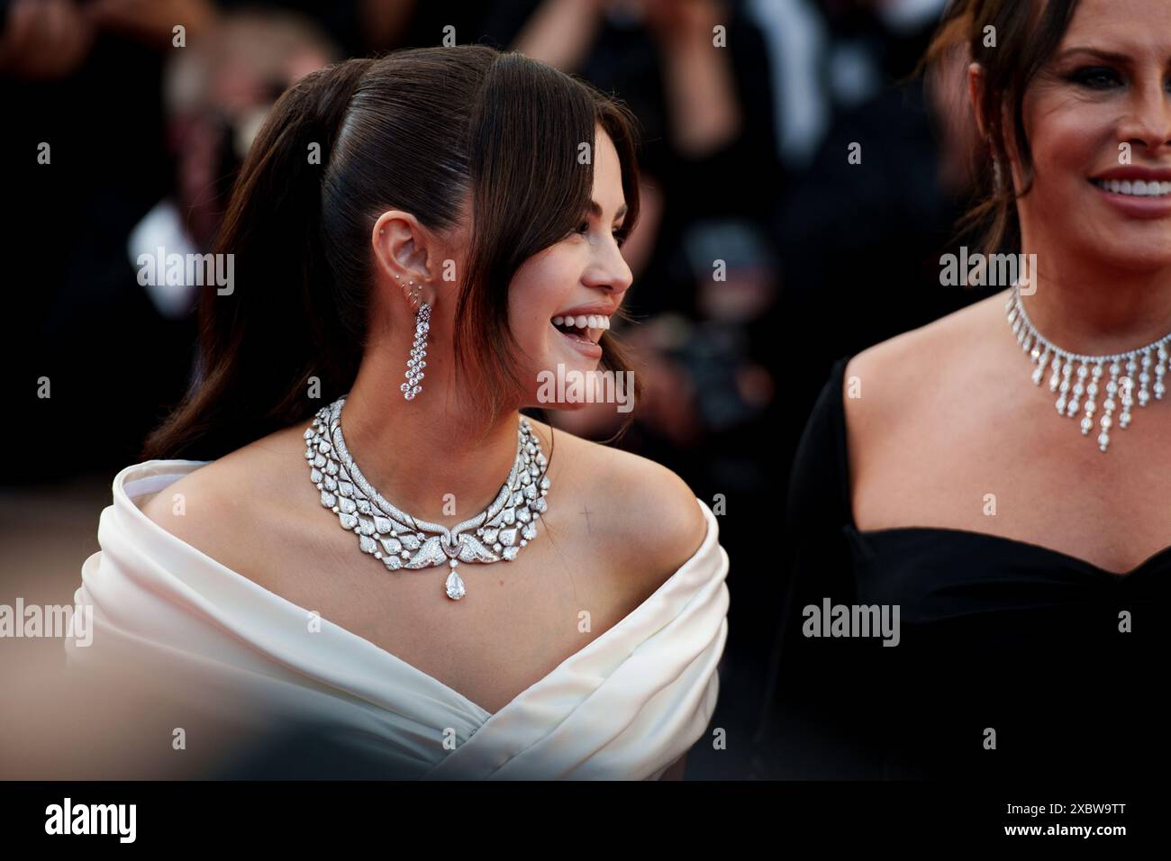 CANNES, FRANCE - MAY, 17: Selena Gomez, Zoe Saldana, Edgar Ramirez ...