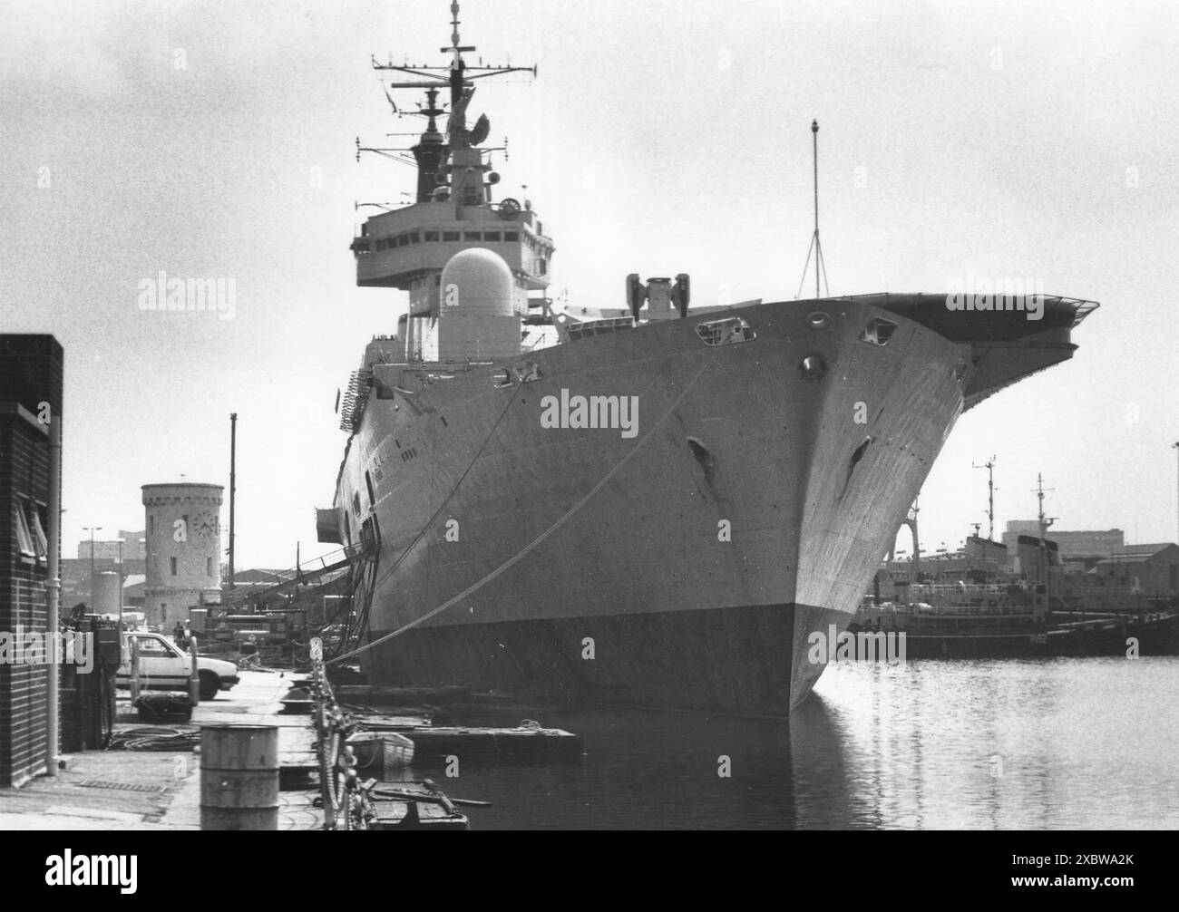 HMS ILLUSTRIOUS, AIRCRAFT CARRIER, ALONGSIDE AT PORTSMOUTH NAVAL BASE ...