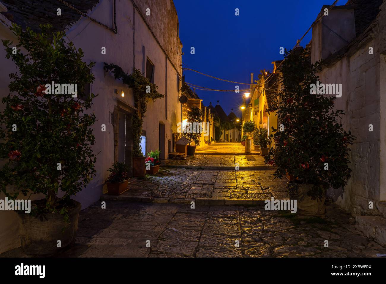 Famous historical old dry stone trulli houses with conical roofs in ...