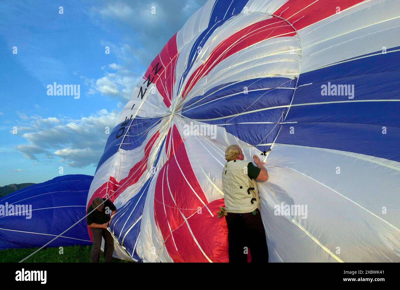 a hot air balloon with an envelope and a gondola hot air balloon with ...