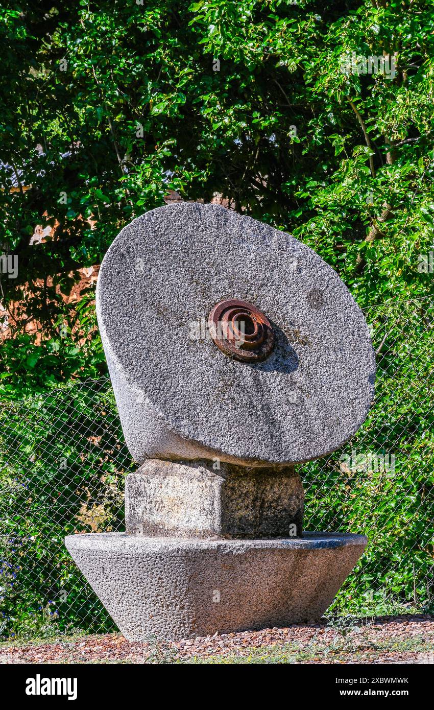 Olive oil history hi-res stock photography and images - Alamy