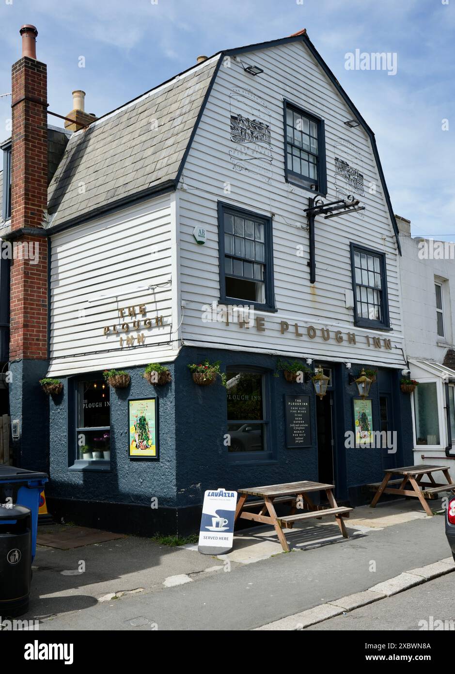 The Plough Inn, A traditional British Seaside Pub Stock Photo - Alamy