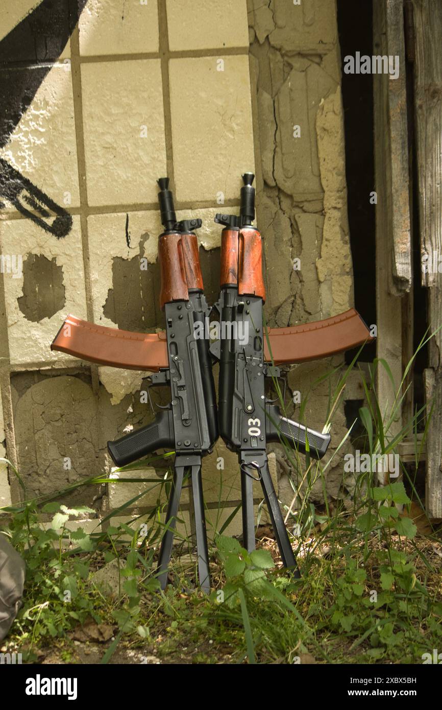 Ak 47 drawing hi-res stock photography and images - Alamy