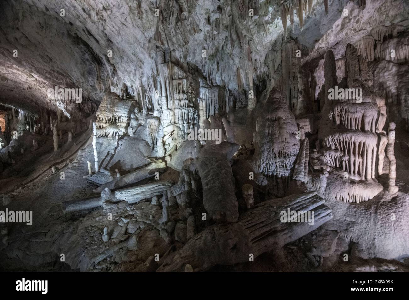 Limestone caves balkans hi-res stock photography and images - Alamy