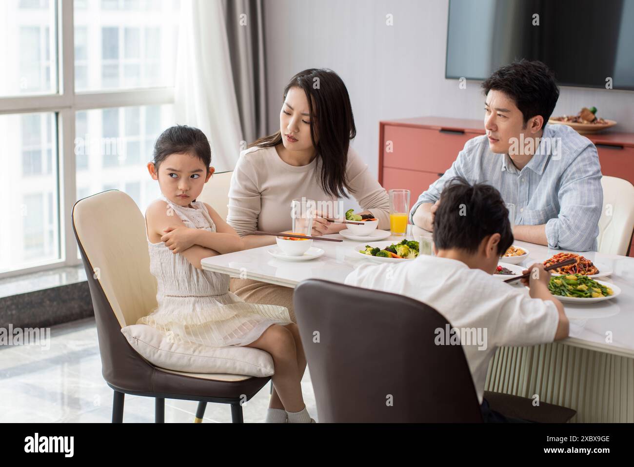 Chinese food indian family dining hi-res stock photography and images ...