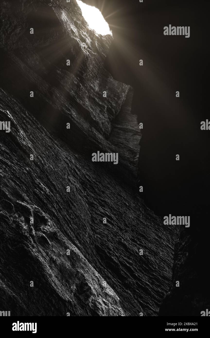 Wonder sunbeam hi-res stock photography and images - Alamy