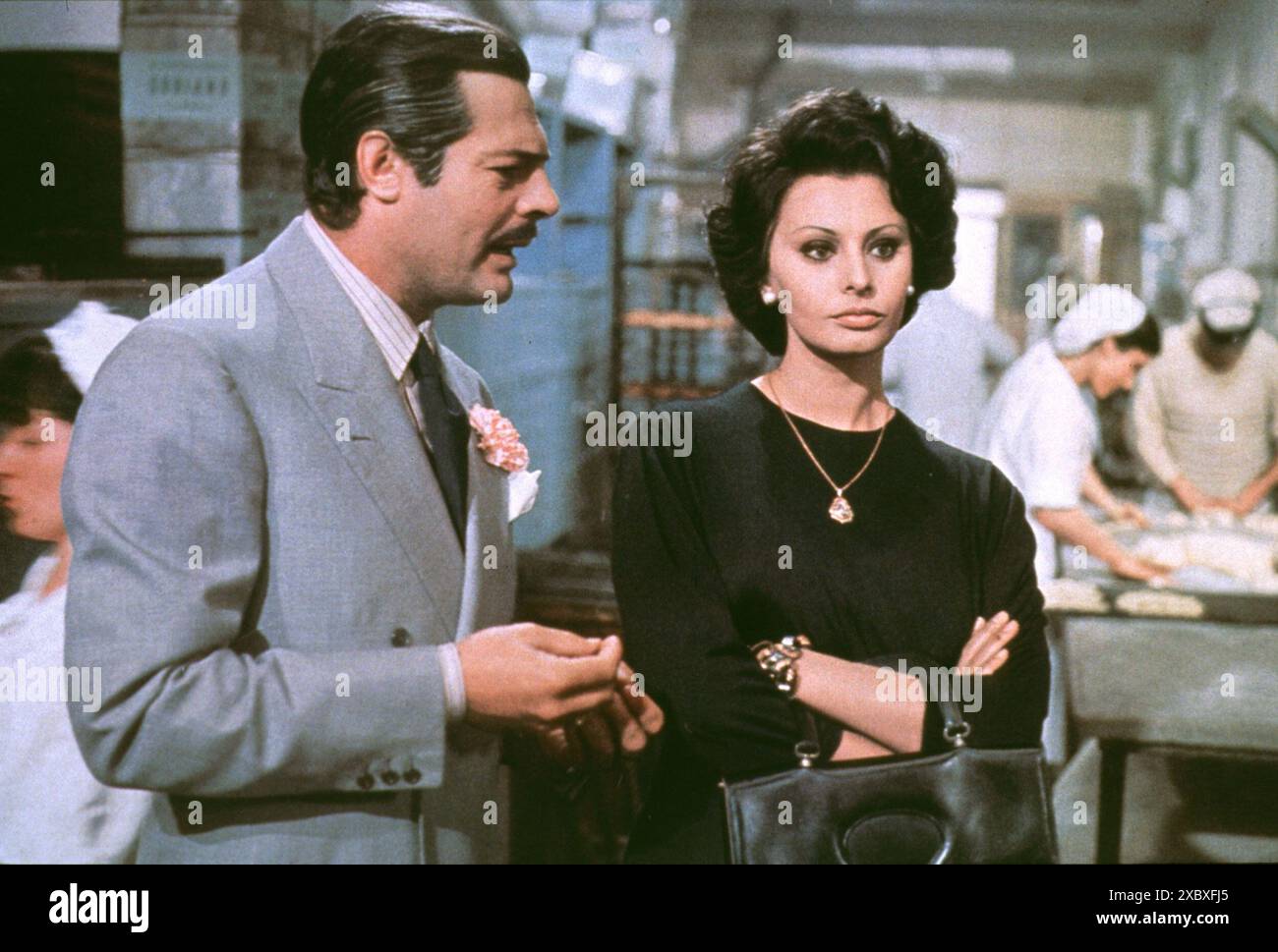 MARCELLO MASTROIANNI & SOPHIA LOREN.in Matrimonio all'italiana (1964 ...