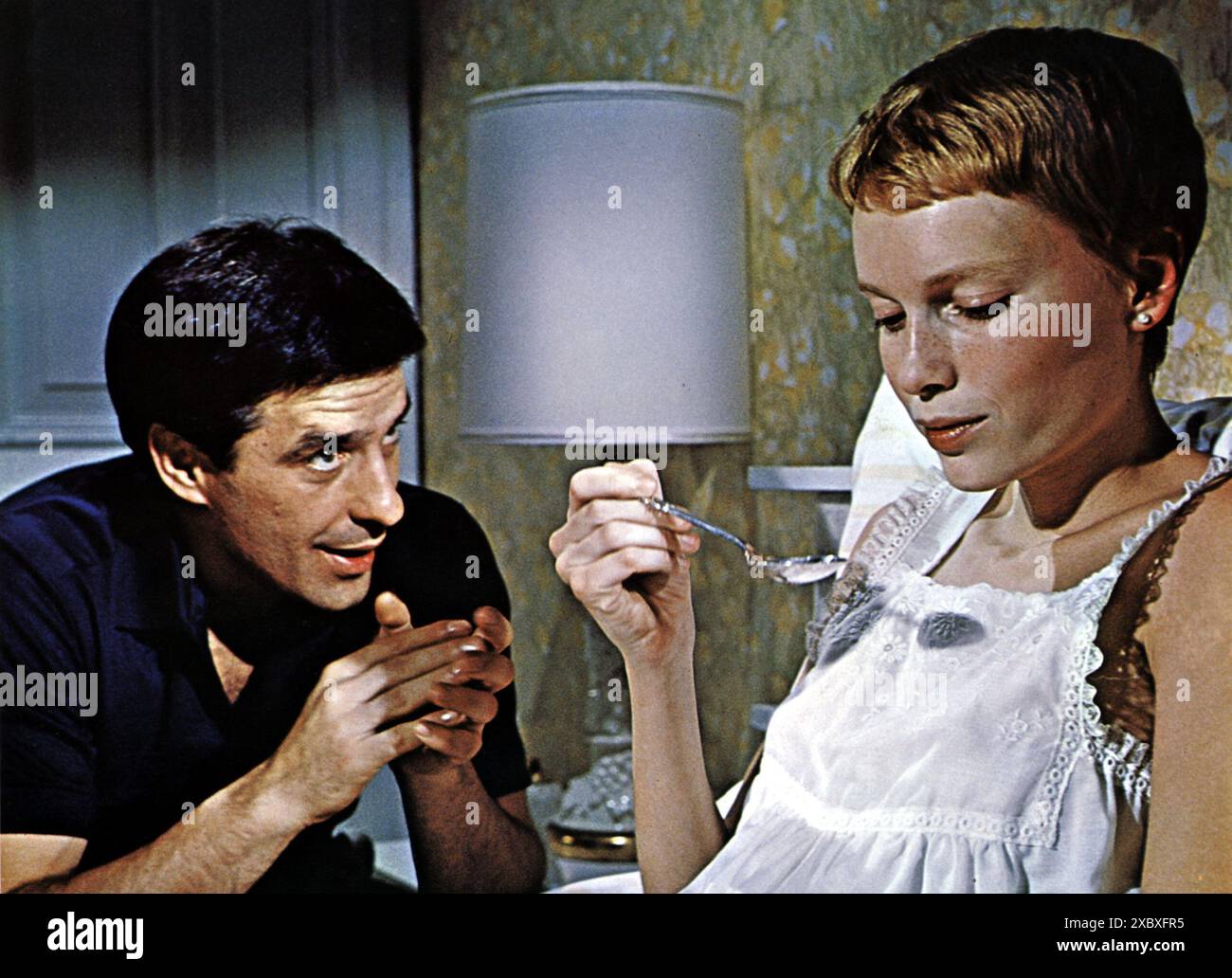 JOHN CASSAVETES & MIA FARROW.in Rosemary's Baby (1968).*Filmstill ...