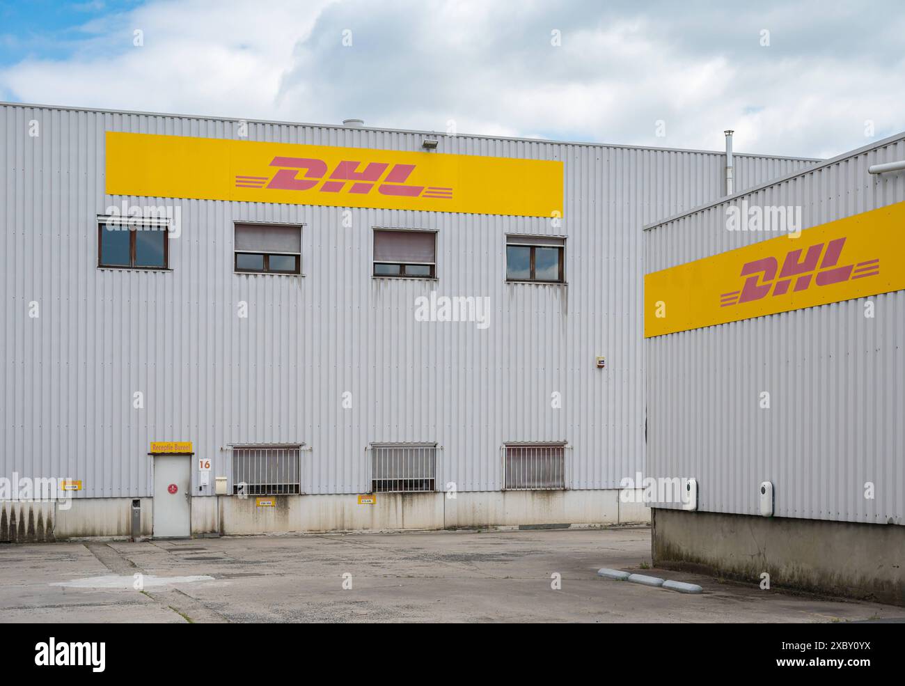 Fracht logo design hi-res stock photography and images - Alamy