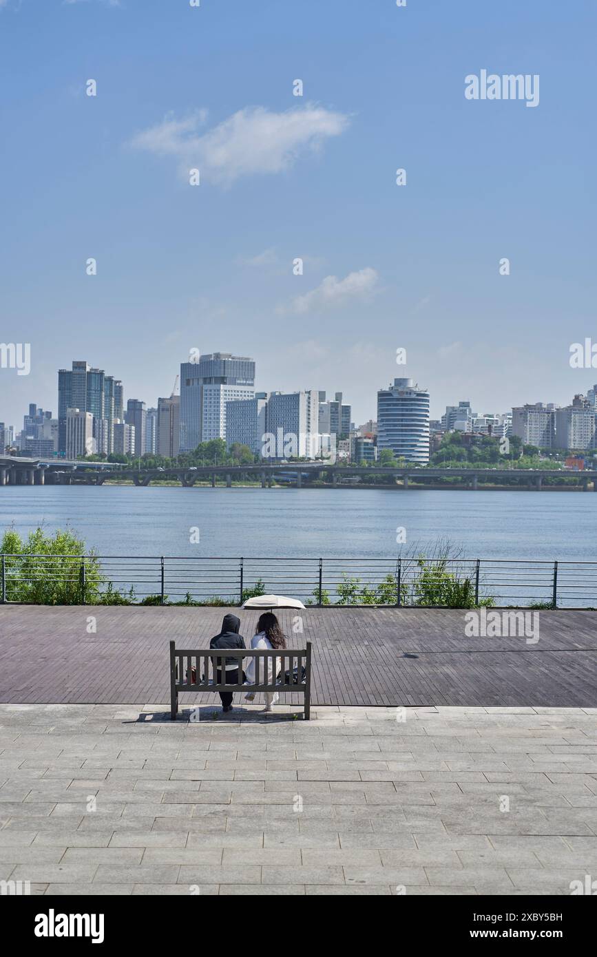 Han river Hangang and urban cityscape of Seoul, capital of South Korea ...