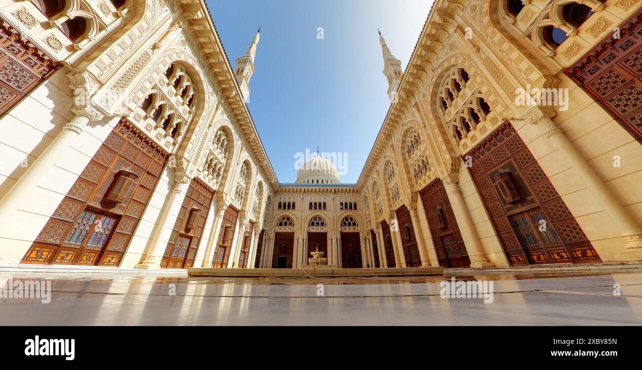 Mezquita del emir abdelkader hi-res stock photography and images - Alamy