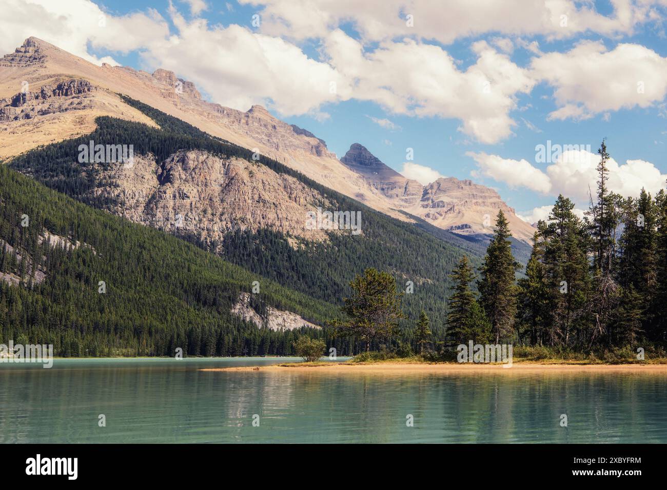 Waterfowl Lake Banff National Park is Emerald Green Stock Photo - Alamy