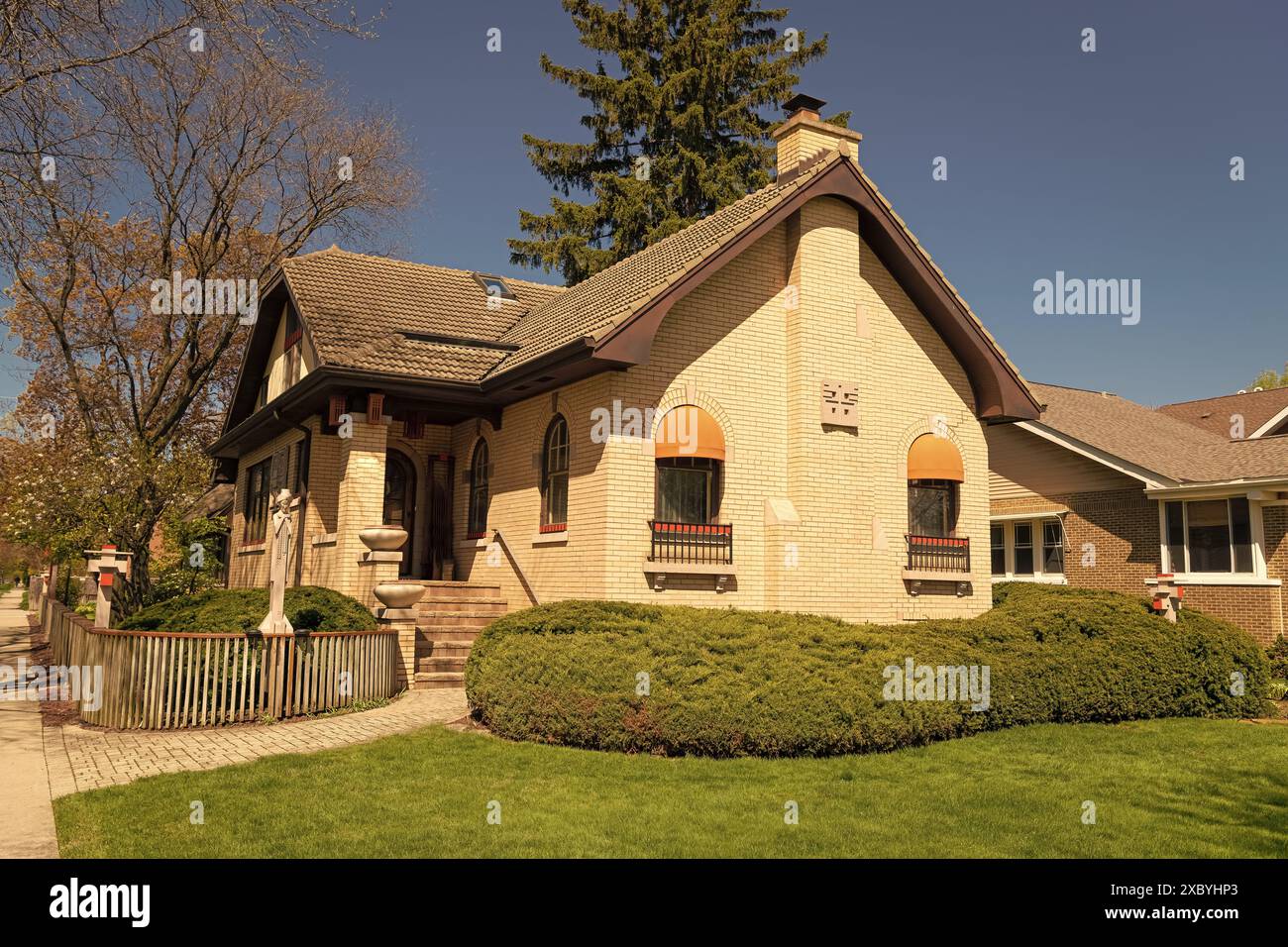 neighborhood house architecture. modern cottage house. property in ...