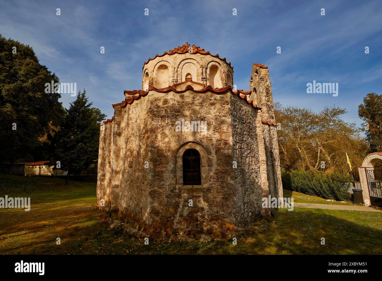 Byzantine church design hi-res stock photography and images - Alamy