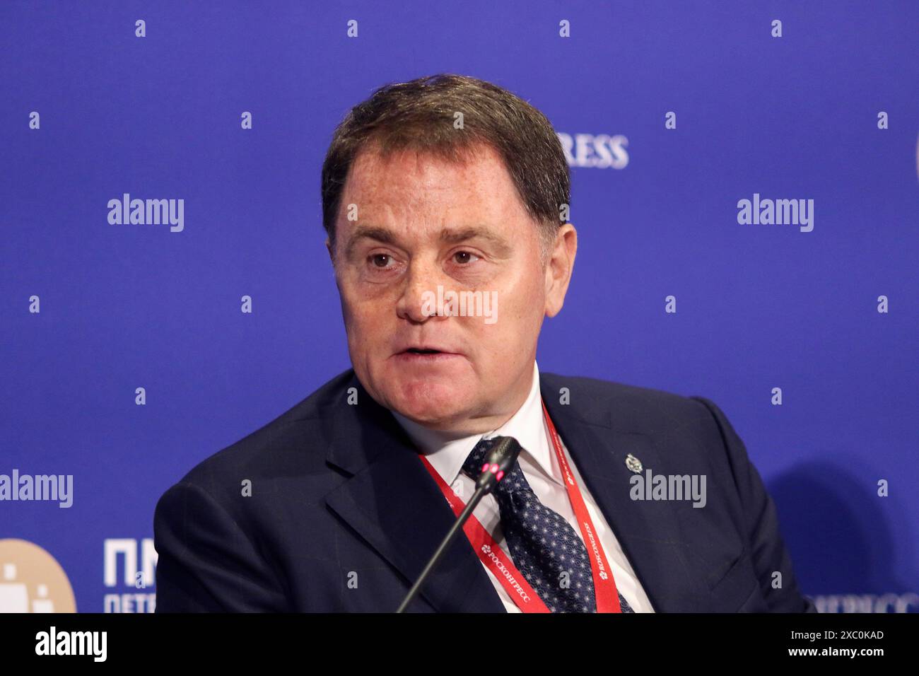 Board association hi-res stock photography and images - Alamy