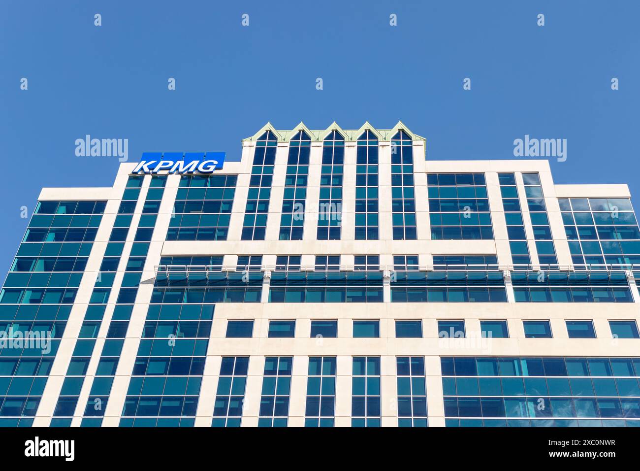 Construction audit hi-res stock photography and images - Alamy