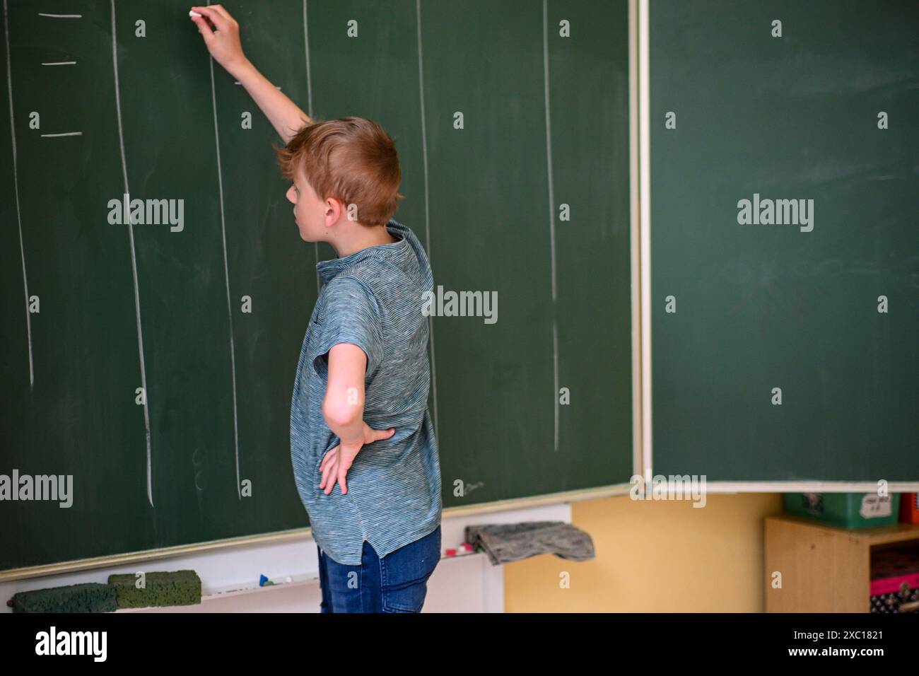 Problem solving smart hi-res stock photography and images - Alamy