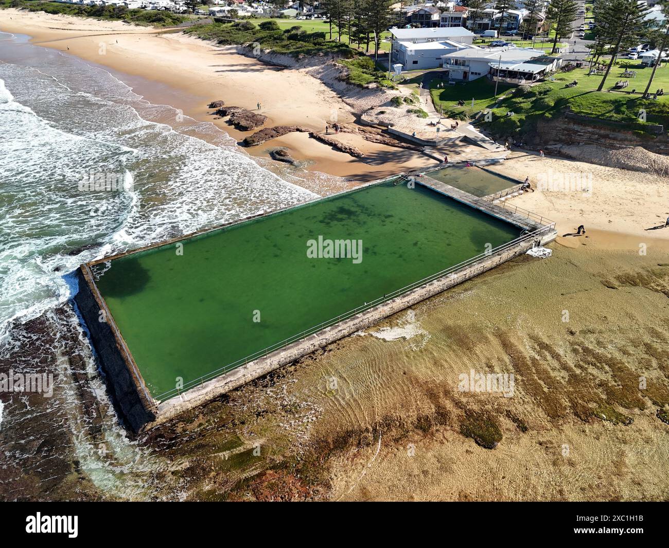 Bulli rock pool hi-res stock photography and images - Alamy