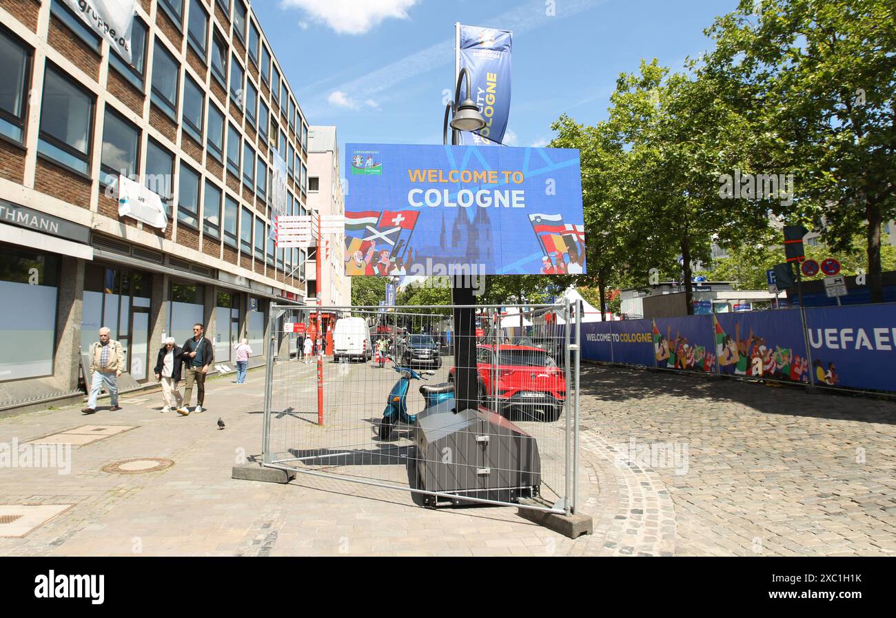 Eingang zur Fan Zone Heumarkt vom EURO 2024 Fan Festival in Köln. Köln ...