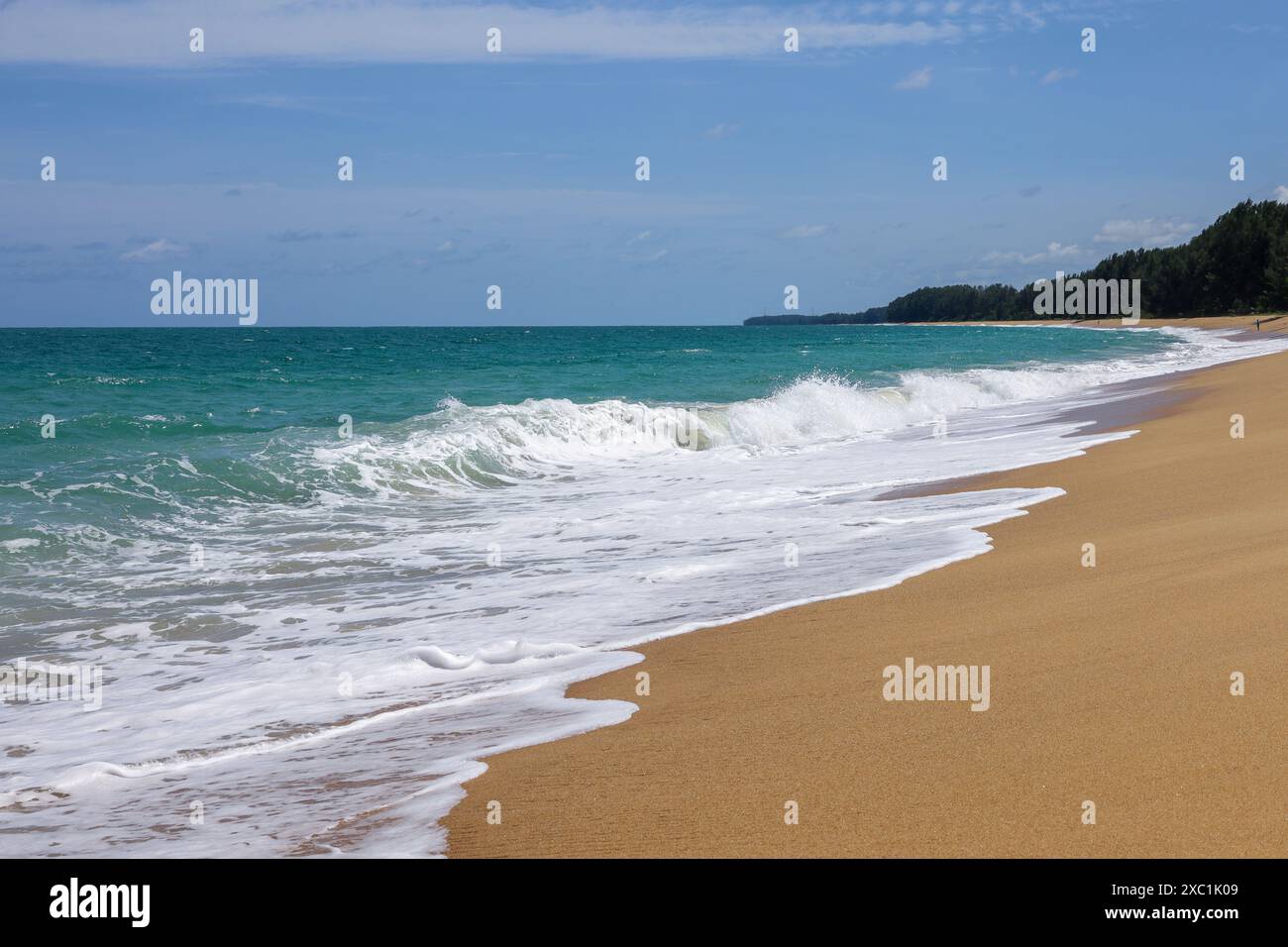 Empty sea beach with yellow sand, view to waves with white foam Stock ...