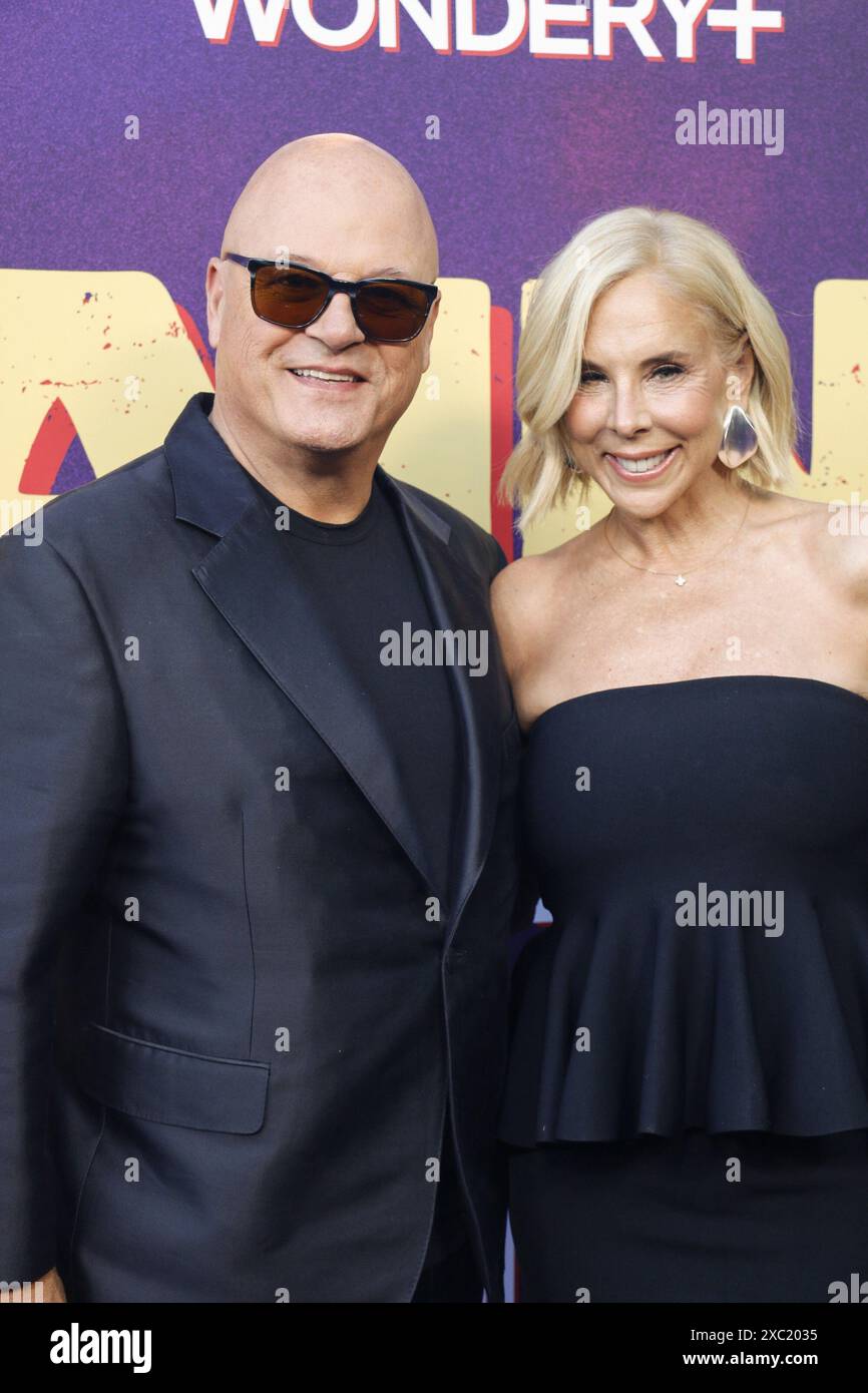 Michelle chiklis hi-res stock photography and images - Alamy