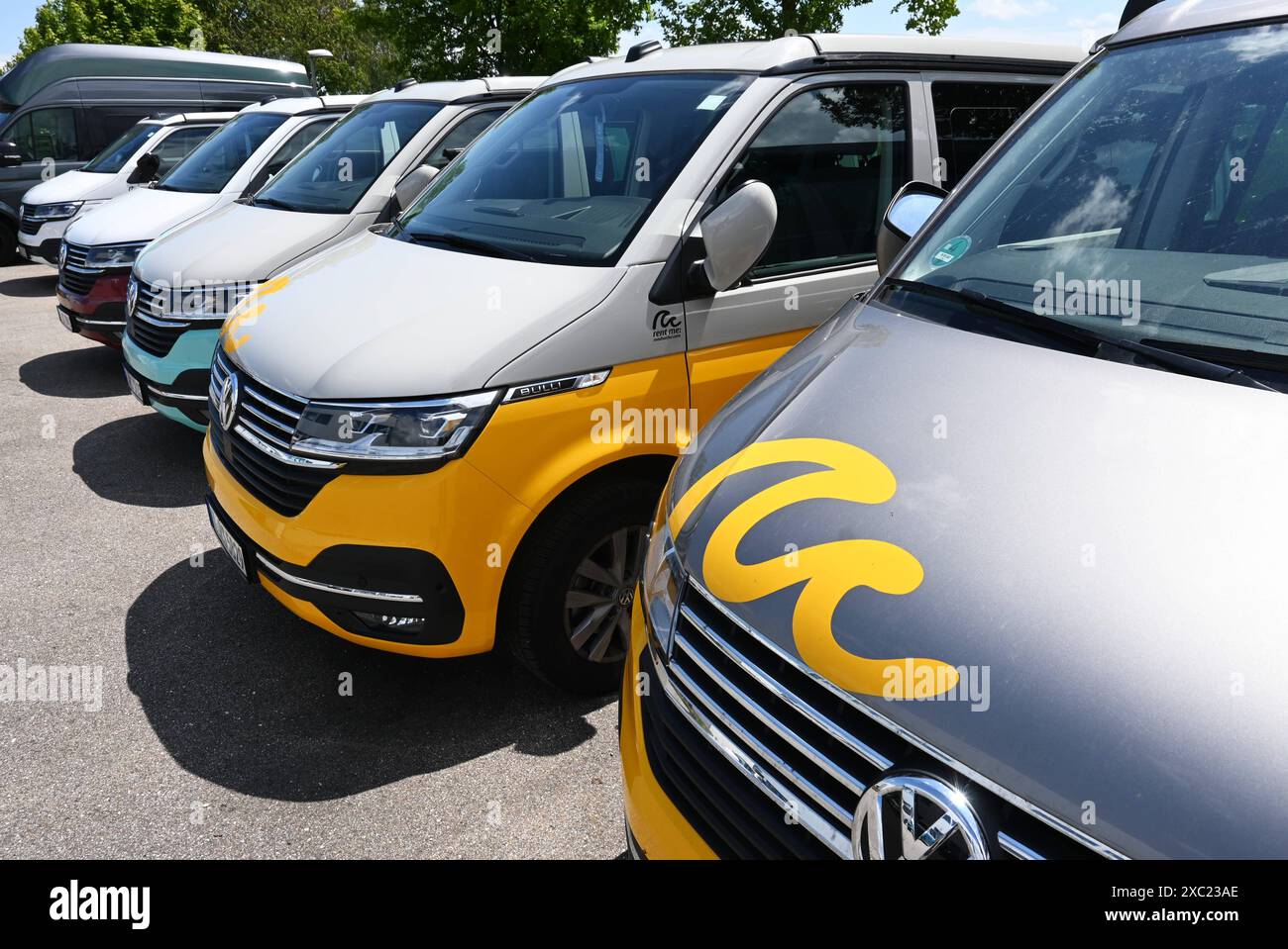 Vw wohnmobile wohnmobile wohnmobile volkswagen hi-res stock photography ...