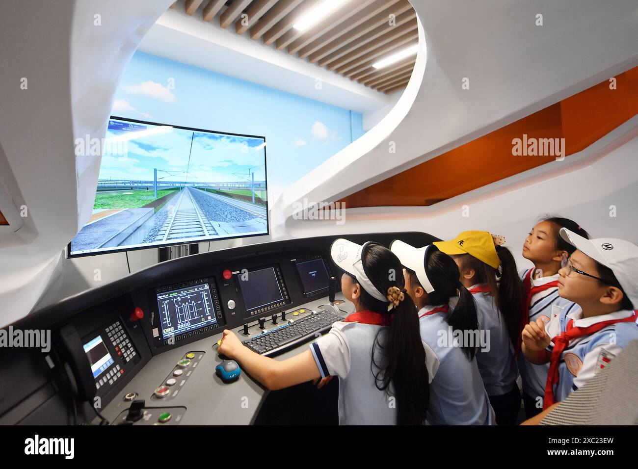 Students train rail hi-res stock photography and images - Alamy
