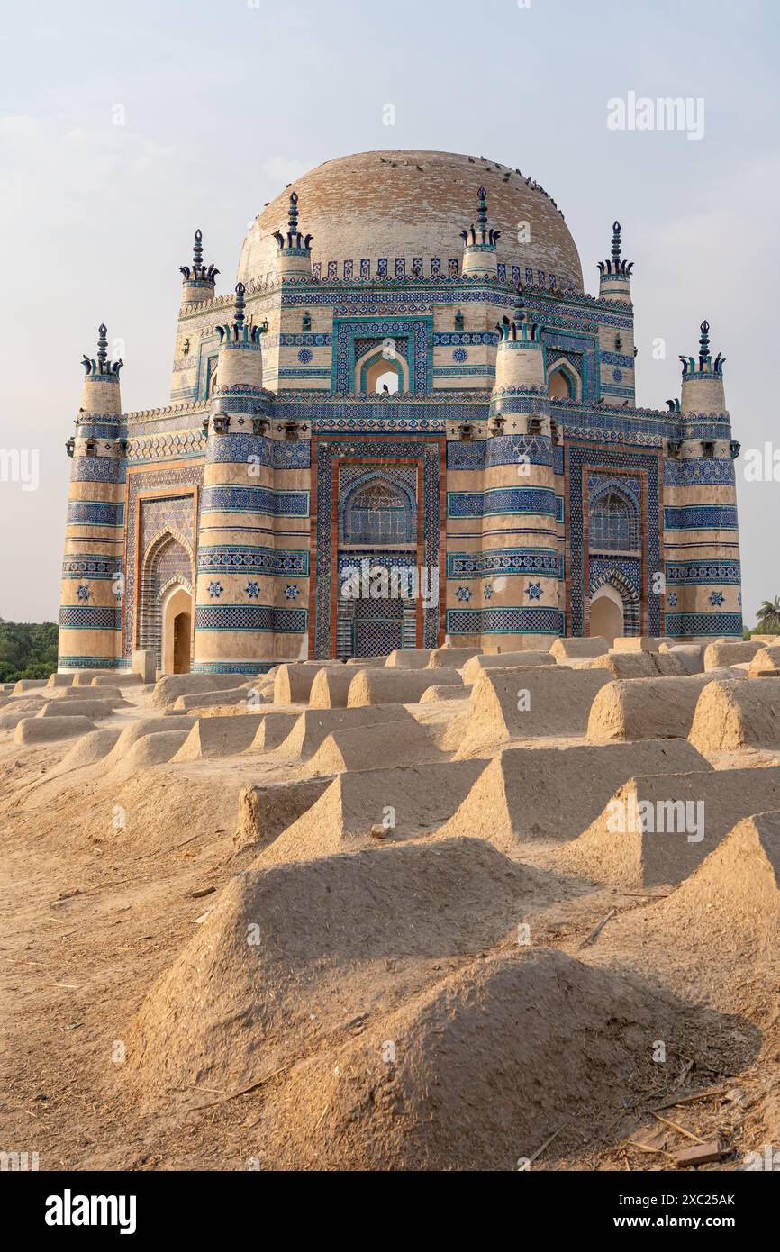 Sunset view of ancient medieval blue tomb of Bibi Jawindi with ...