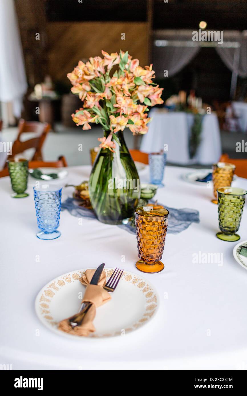 Autumn wedding table setting with cut glass goblets and plates Stock ...