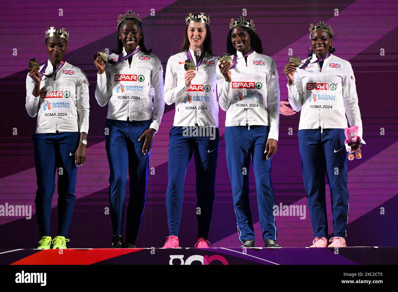 Desiree Henry, Dina Asher-Smith, Amy Hunt, Daryll Neita and Asha Philip ...