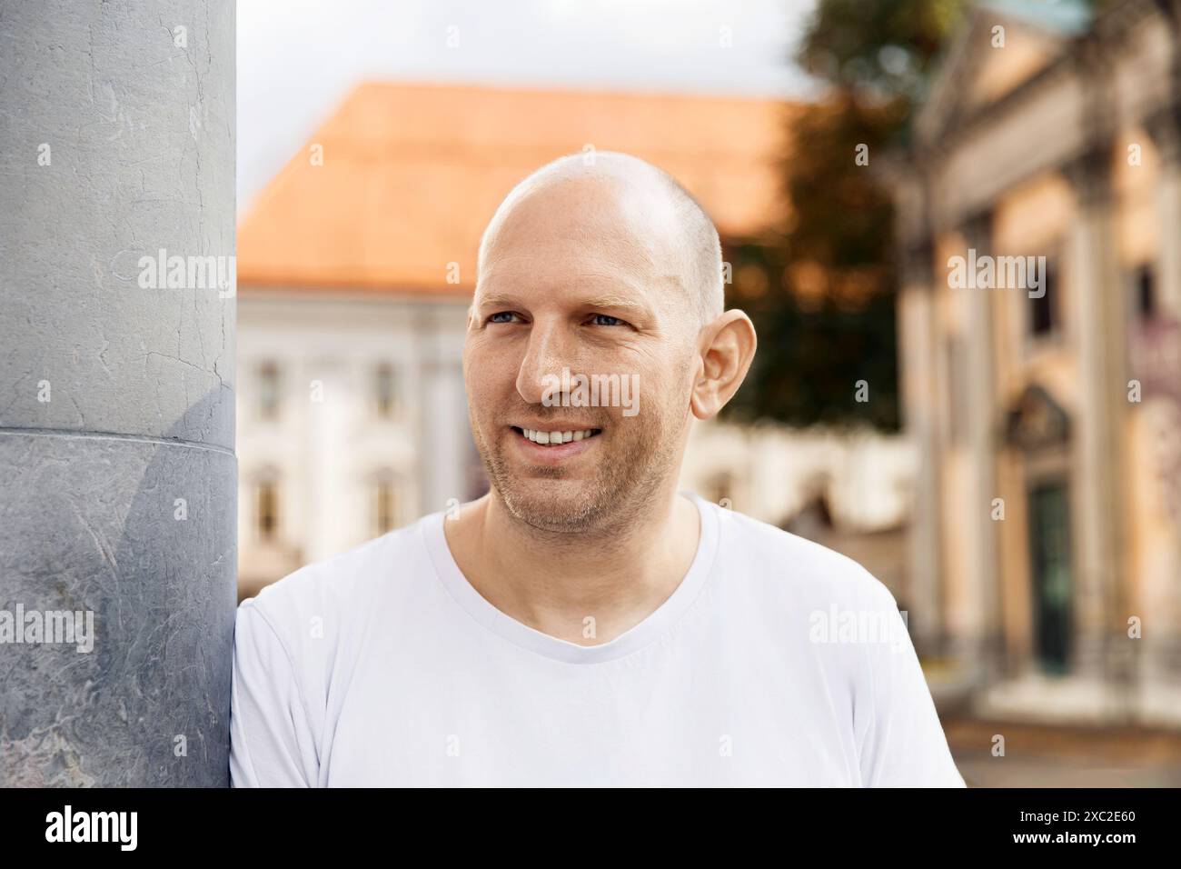 Bald white man hi-res stock photography and images - Alamy