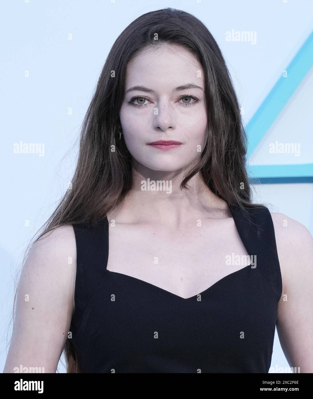 Mackenzie Foy arrives at the Netflix’s A FAMILY AFFAIR World Premiere ...