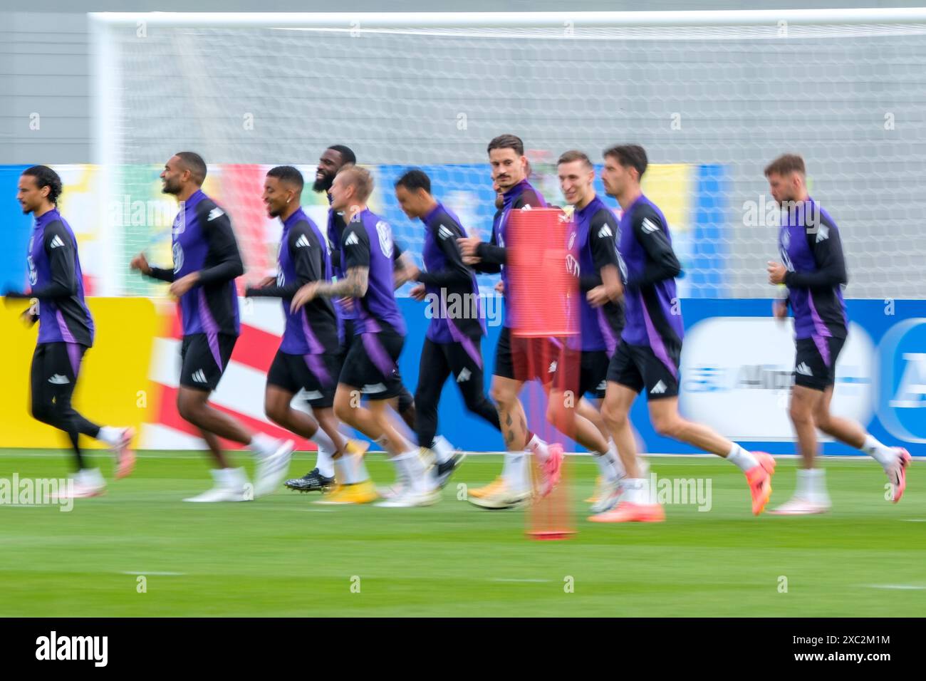 Die Spieler laufen sich warm, GER, DFB, Training, Fussball Herren ...