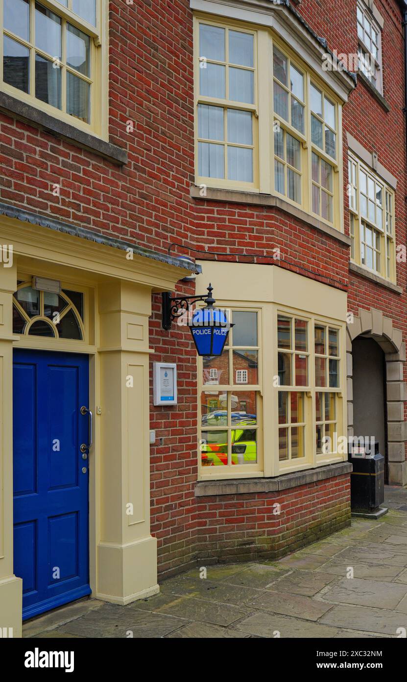 Thirsk police station with the blue light outside the entrance. North ...