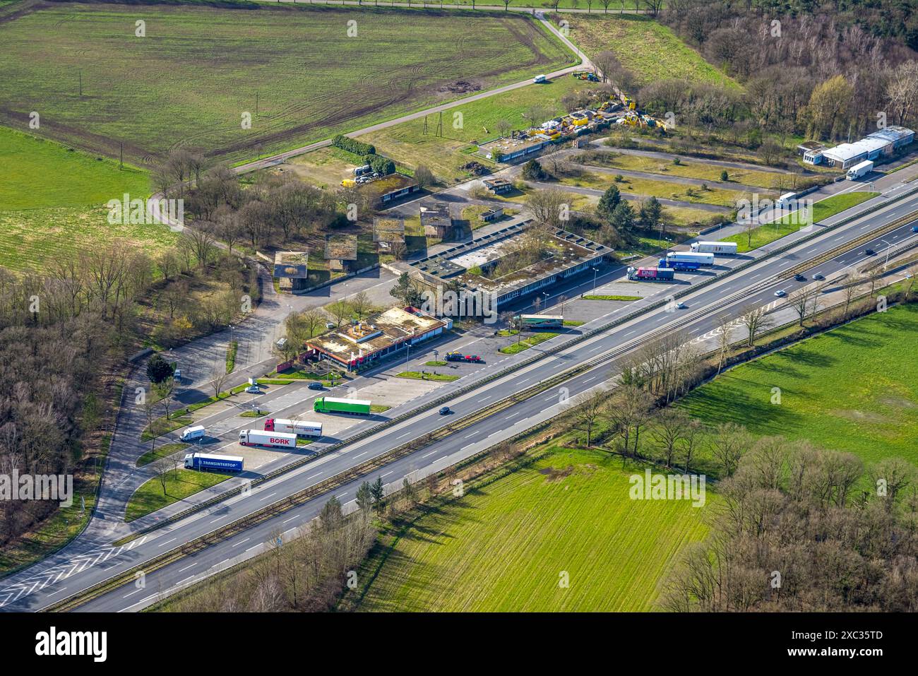 Aerial view, German-Dutch border, Elten border crossing point ...