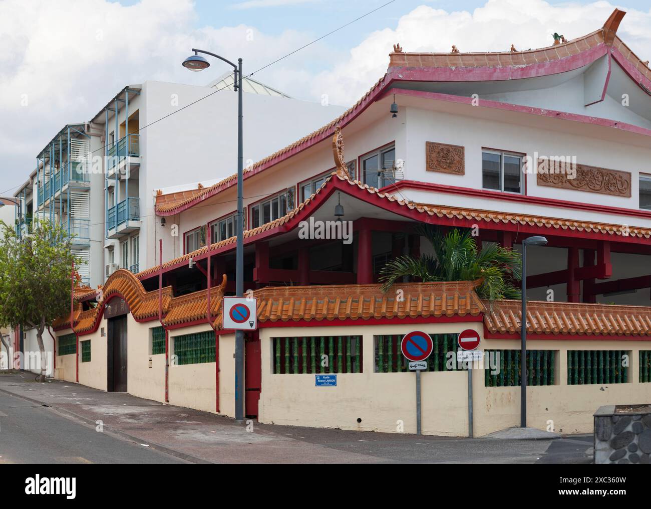 Lisi tong temple hi-res stock photography and images - Alamy